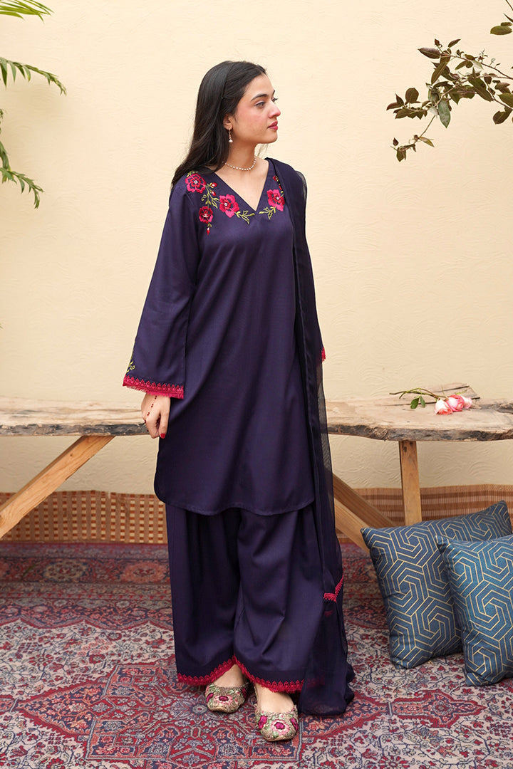 Buy Women Clothes Online | Clothing Brand Pakistan | Collar & Cuffs ...