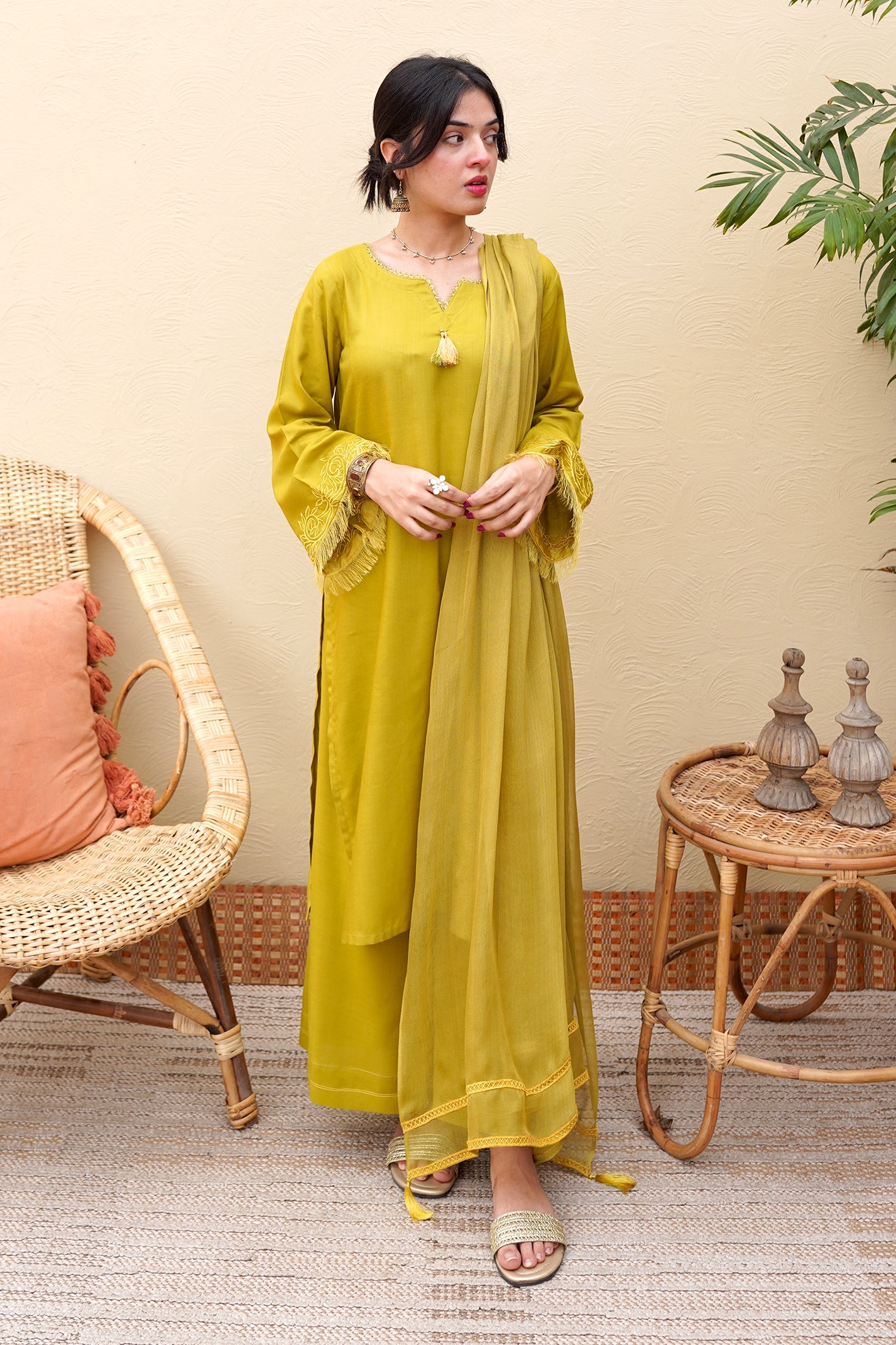 Buy Women Clothes Online | Clothing Brand Pakistan | Collar & Cuffs ...